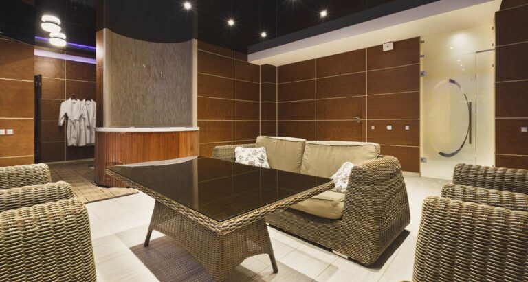 Internal Wall Cladding - Interior Plywood vs Plywood Cladding